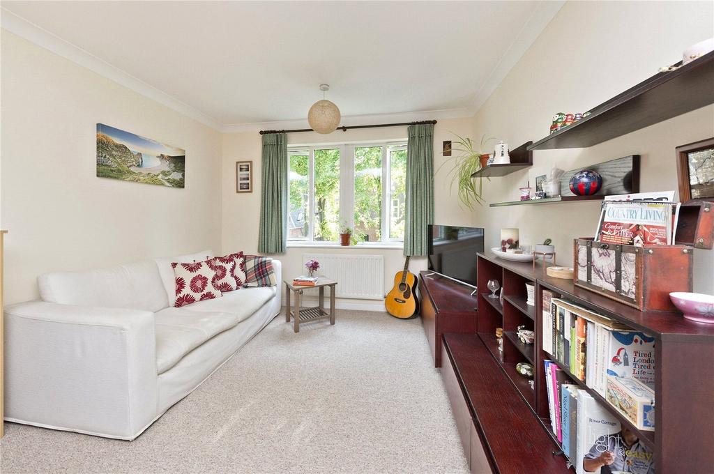 Balgove Court, London NW10 2 bed apartment - £2,050 pcm (£473 pw)