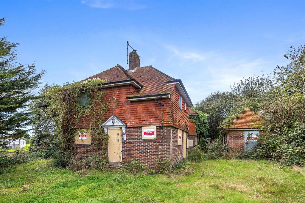 Saltdean Vale, Saltdean 3 bed semi-detached house for sale - £350,000