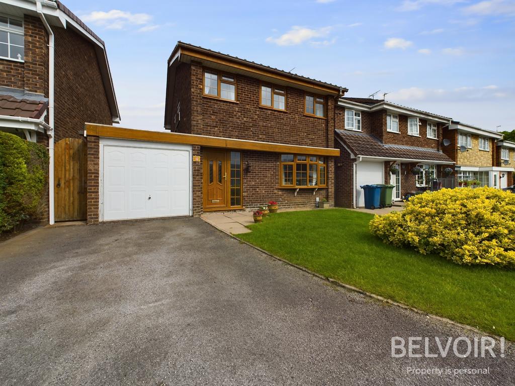 Balmoral Close, Cherryfields, Stone... 4 bed detached house - £300,000