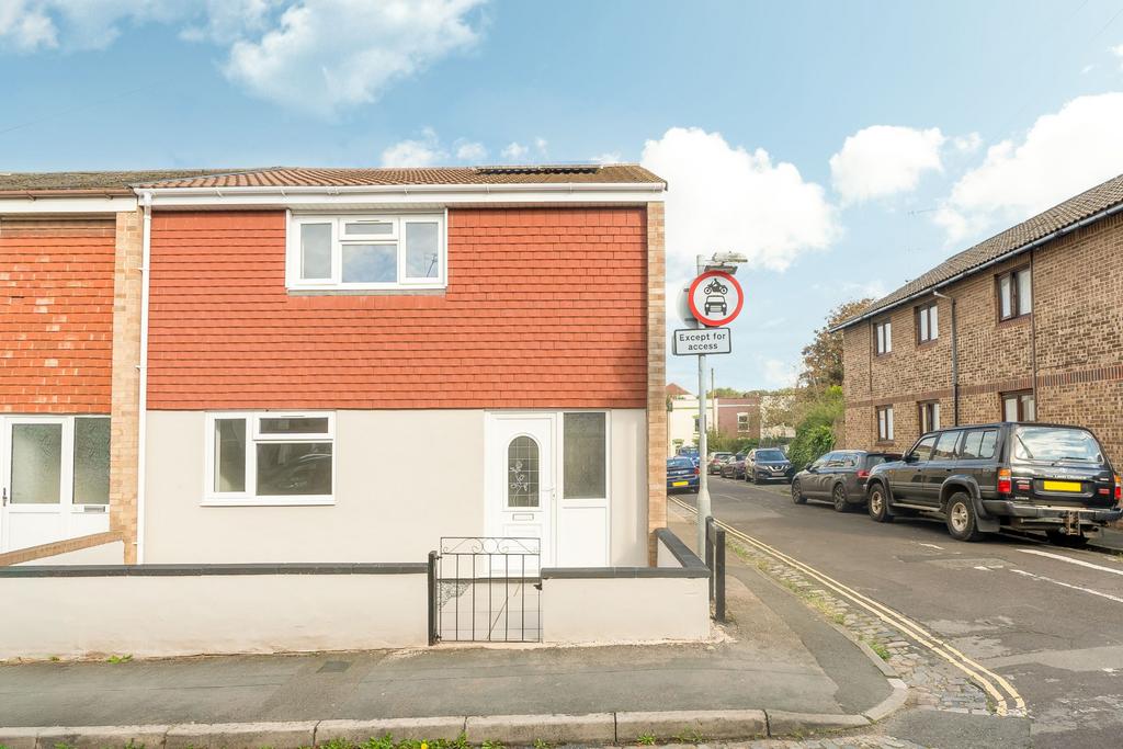 Bristol BS5 2 bed end of terrace house - £350,000