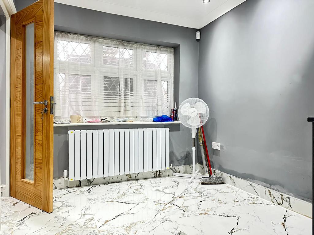 Park Lane, Hayes UB4 Studio to rent - £1,000 pcm (£231 pw)