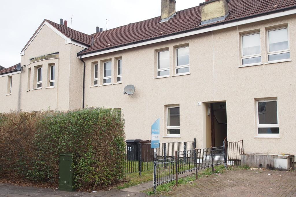 Bruce Road, Paisley PA3 2 bed apartment - £730 pcm (£168 pw)