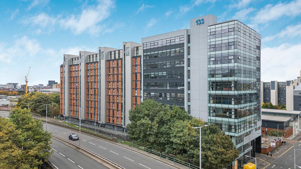 Stobcross Street, Finnieston G3 2 bed flat - £150,000