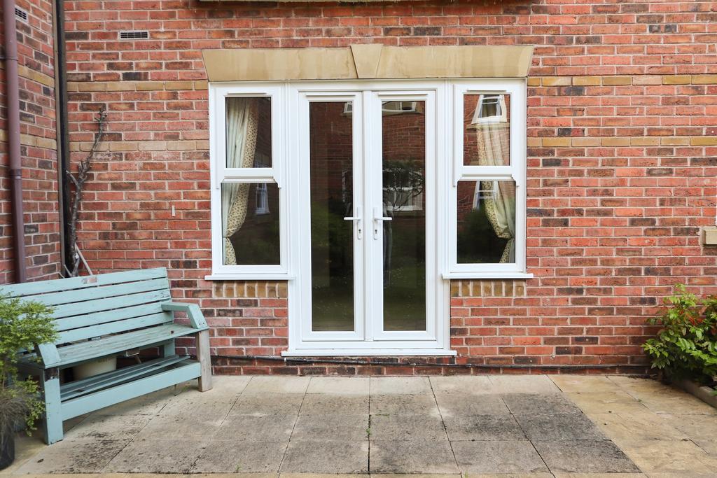 Rowan Court (Droitwich), Droitwich WR9 2 bed apartment for sale - £165,000