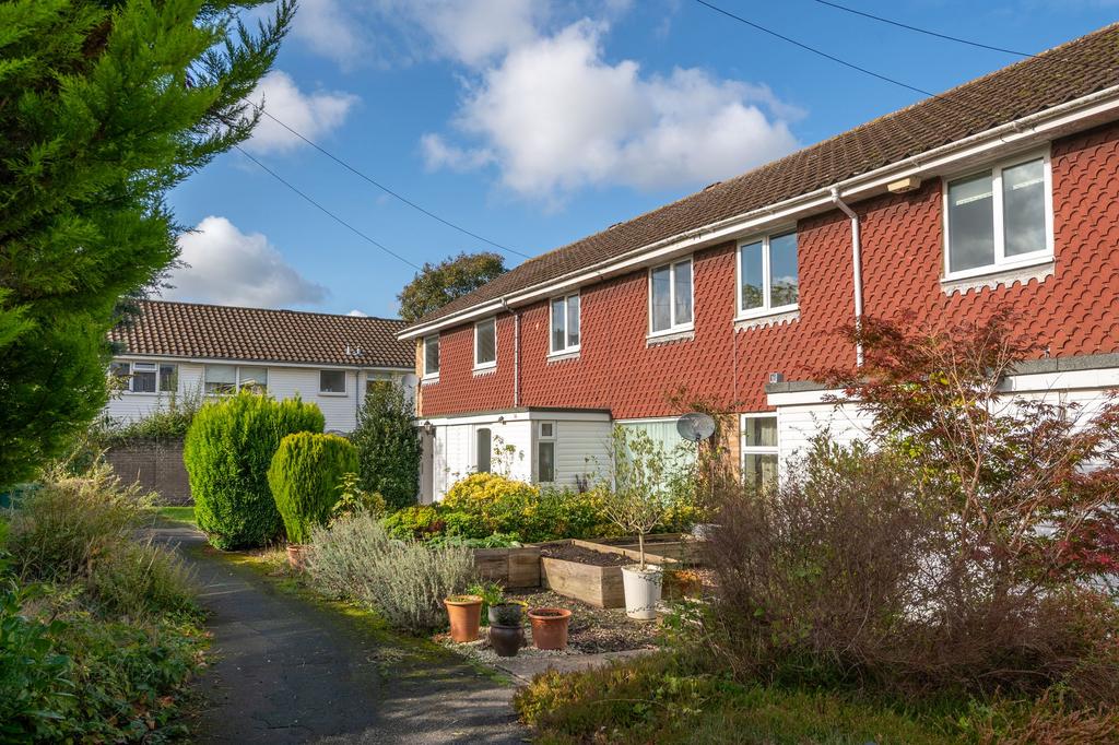 Burnham Drive, Reigate, RH2 3 bed terraced house for sale - £550,000