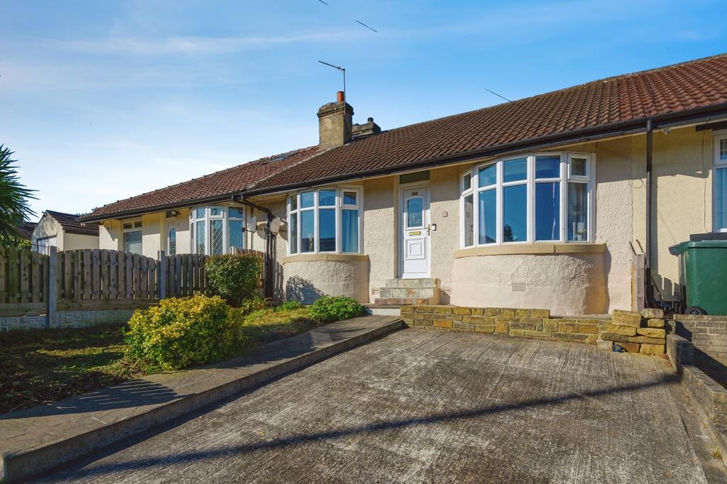 Hawes Drive, West Yorkshire BD5 3 bed bungalow - £170,000