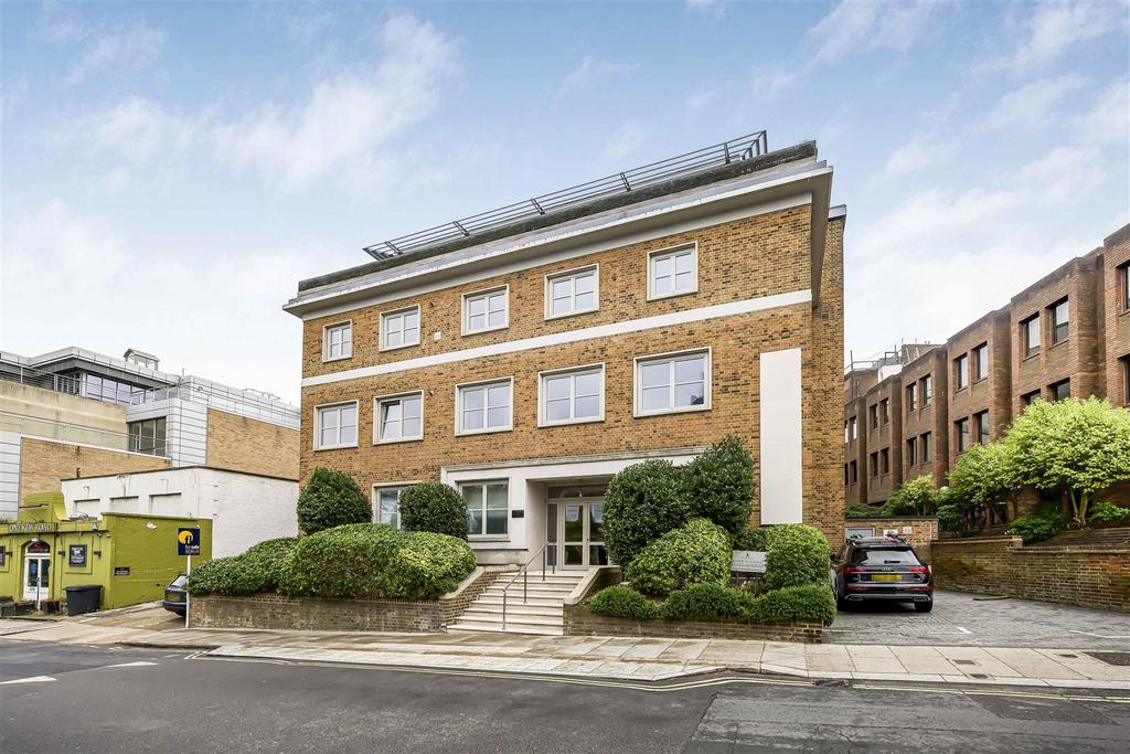 Merevale House, Parkshot, Richmond 2 bed apartment - £750,000