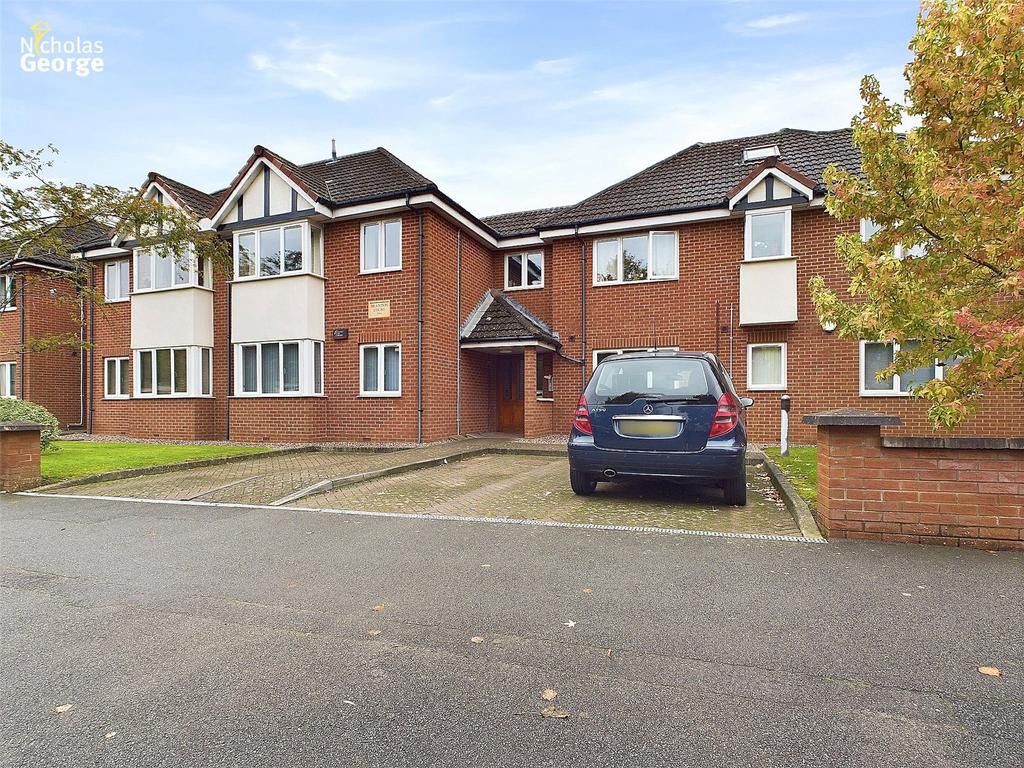 Brandon Court, 358 Wake Green Road... 3 bed duplex for sale - £209,950