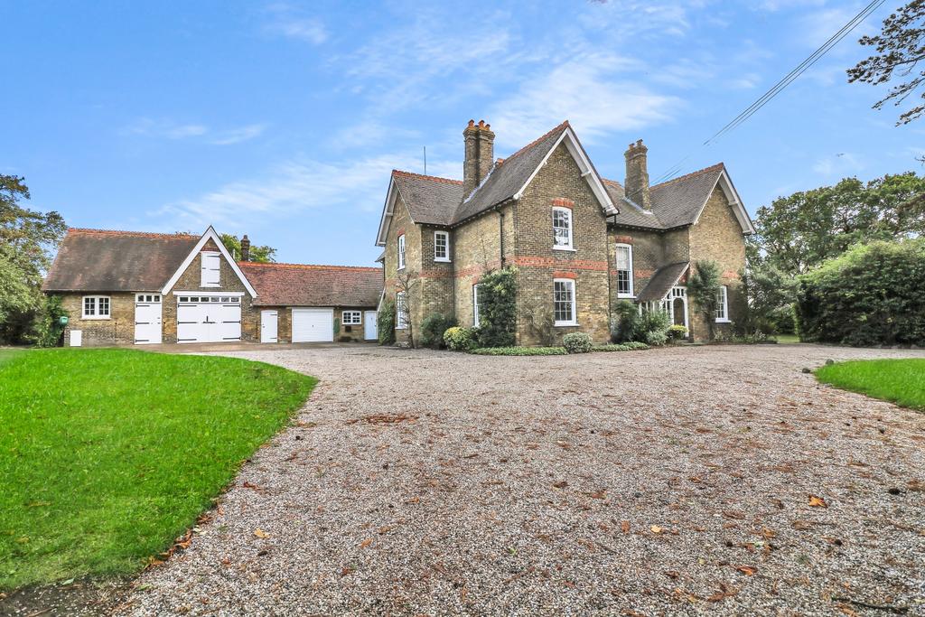 Codham Hall Lane, Great Warley... 5 bed detached house - £5,500 pcm (£ ...
