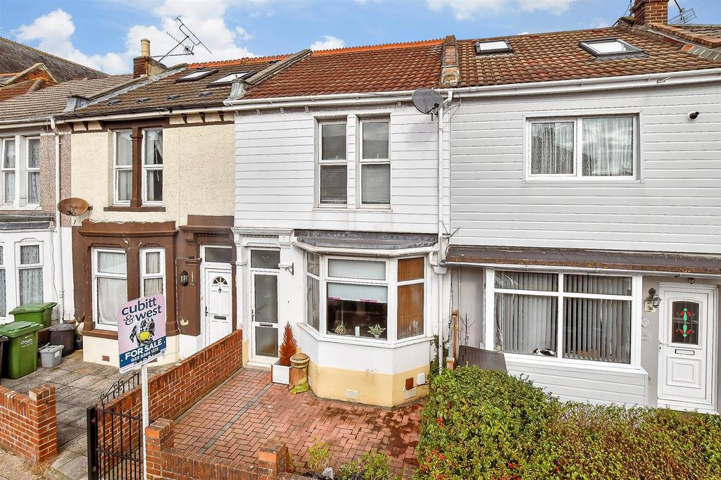 Powerscourt Road, North End... 3 bed terraced house - £250,000