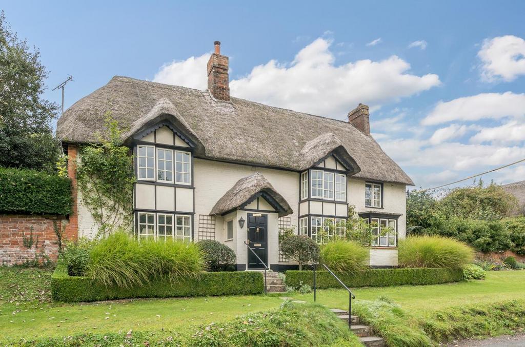Easton Royal, Pewsey, Wiltshire, SN9 3 bed village house - £875,000