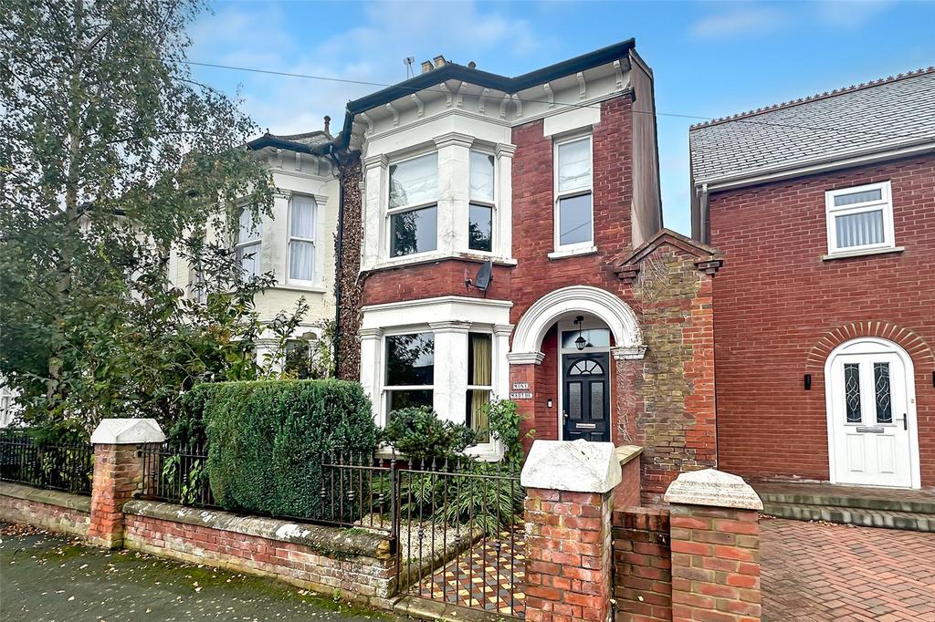Waverley Road, Rustington... 3 bed end of terrace house - £525,000
