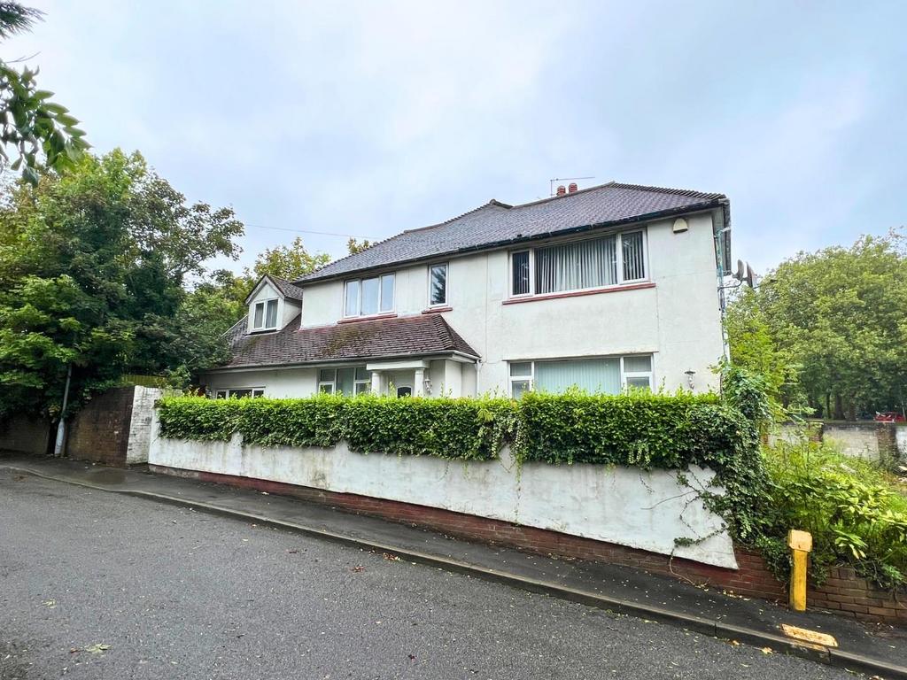 The Retreat, Penylan, Cardiff 6 bed detached house for sale - £560,000