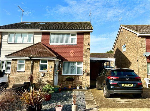 Halifax Drive, Durrington, Worthing... 3 bed semi-detached house - £330,000