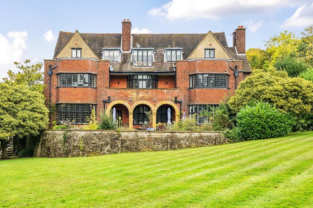 Mavelstone Road, Bickley, Kent 2 bed apartment for sale - £650,000