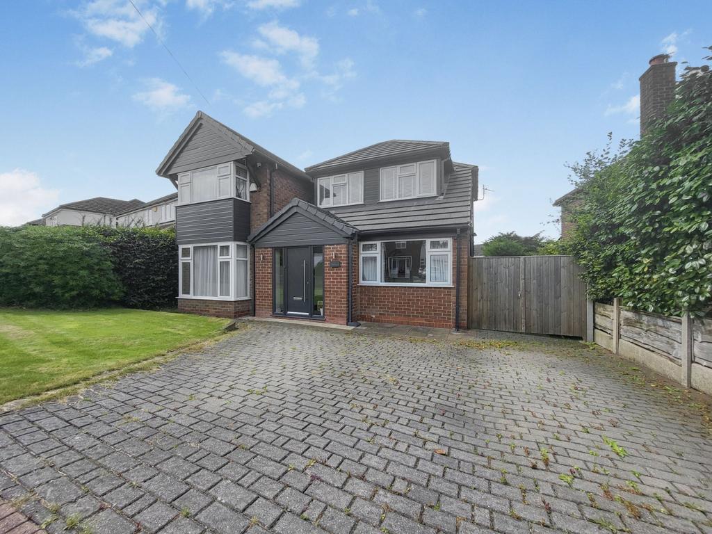Cherry Holt Avenue, Heaton Mersey... 4 bed detached house - £2,650 pcm ...