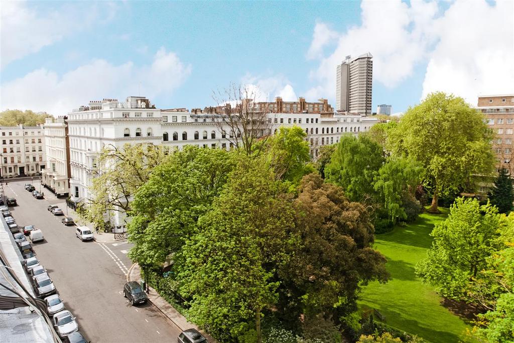 London SW7 2 bed flat - £1,400,000