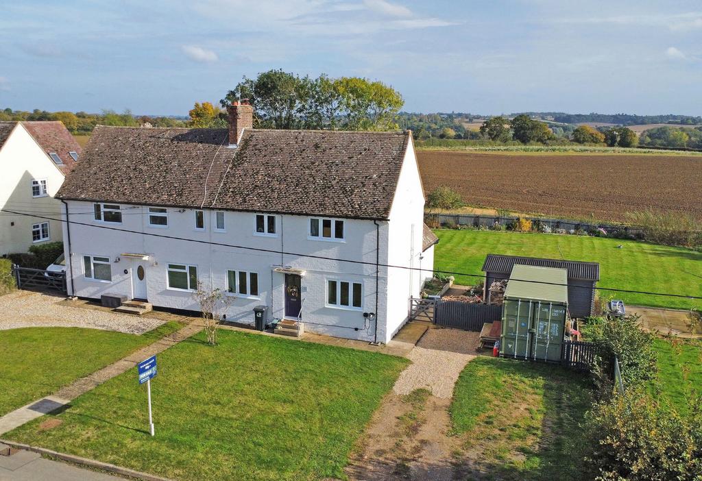 Gestingthorpe Road, Sudbury CO10 3 bed semi-detached house - £375,000