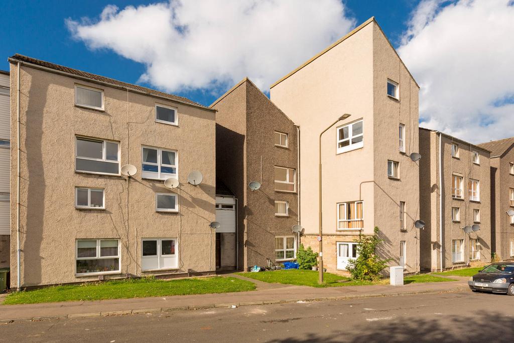Eskside West, Musselburgh EH21 2 bed flat - £140,000