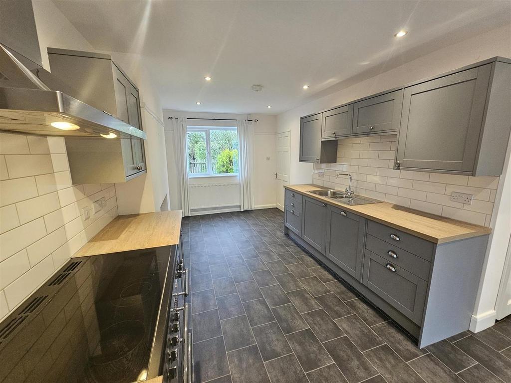 St. Marys View, Alne, York 3 bed house - £1,150 pcm (£265 pw)