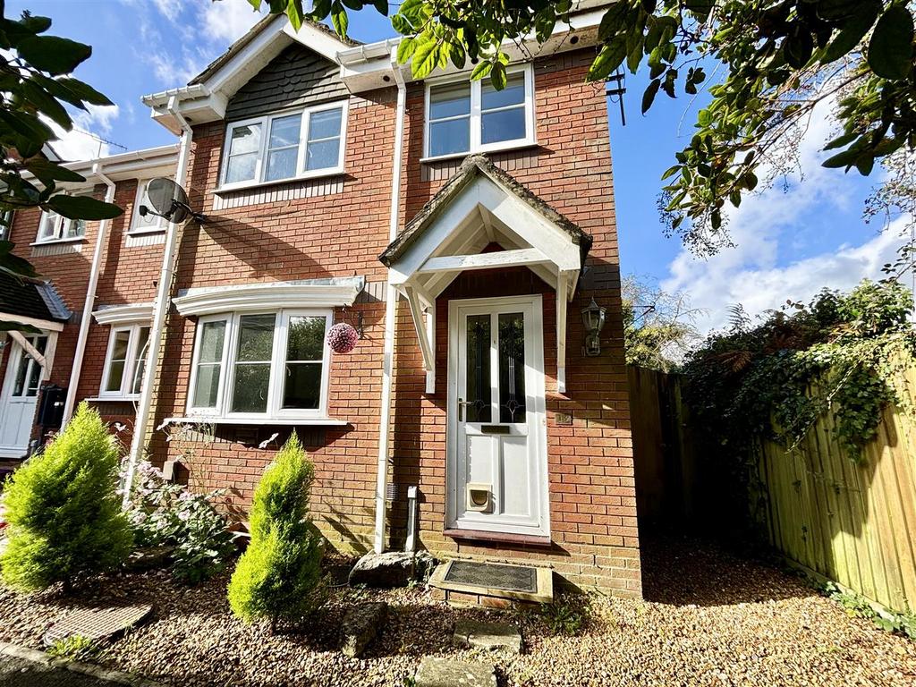 Stirrup Close, Poole BH16 3 bed end of terrace house for sale - £315,000