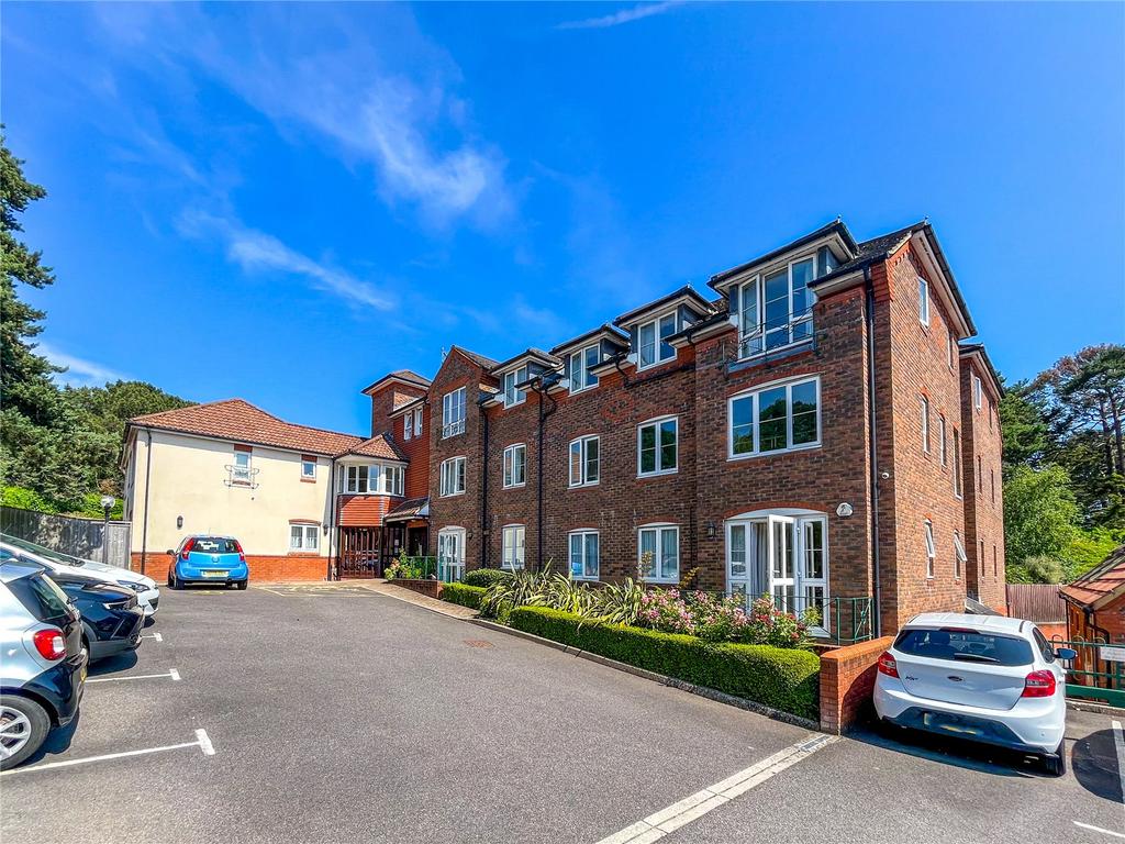 Marlow Drive, St Catherines Hill... 2 bed apartment for sale - £144,950