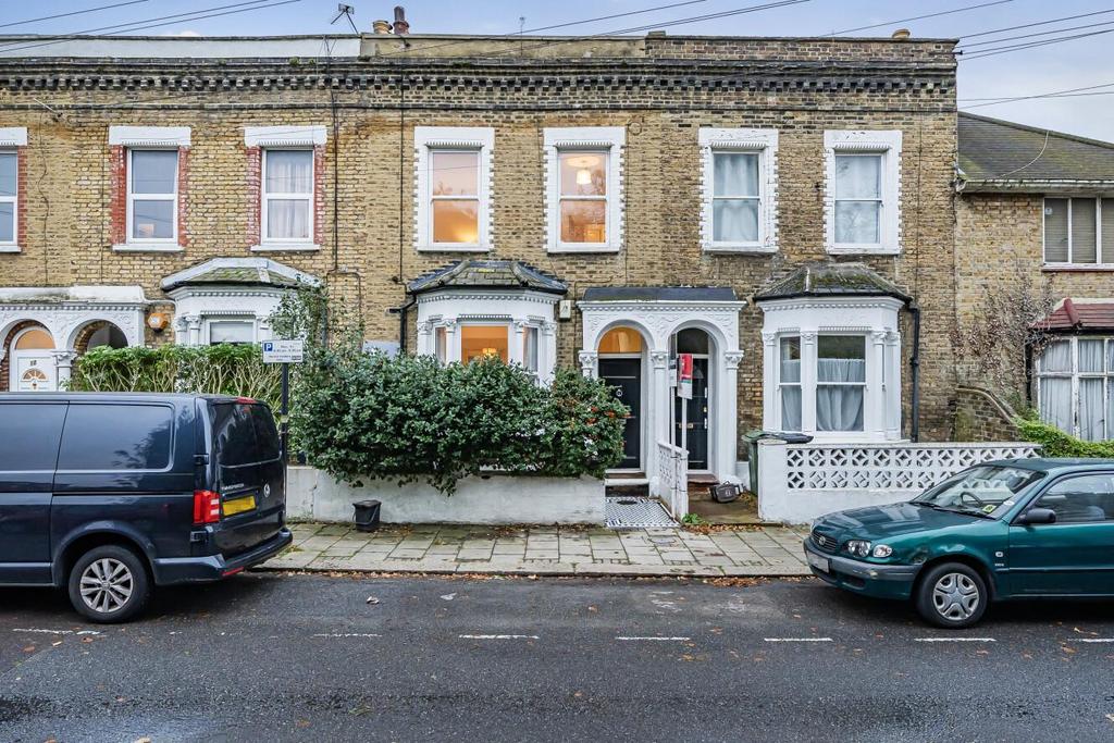 Kepler Road, Clapham, London, SW4 3 bed terraced house for sale - £875,000