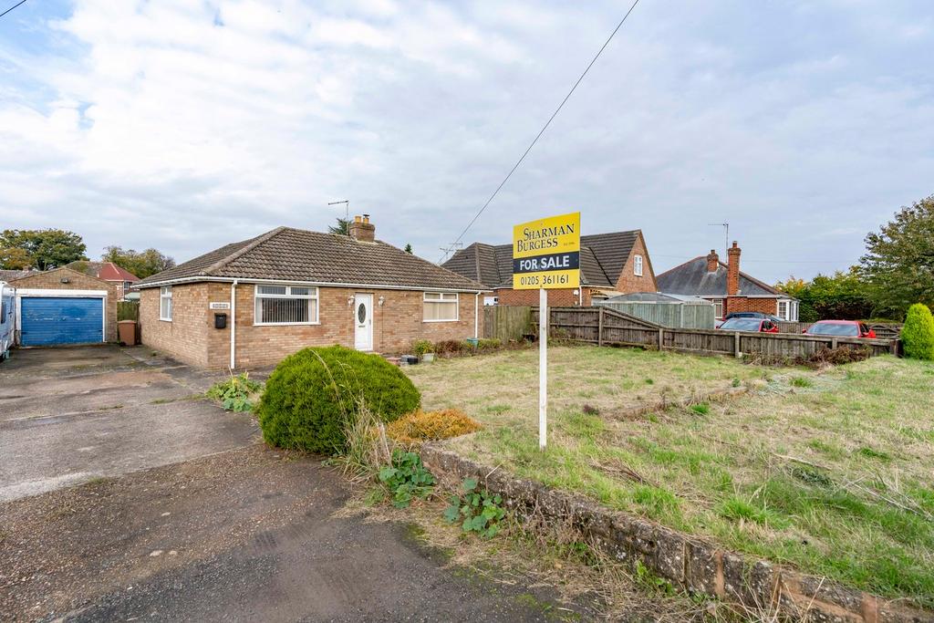 Frampton Fen Lane, Hubberts Bridge... 3 bed detached bungalow for sale ...