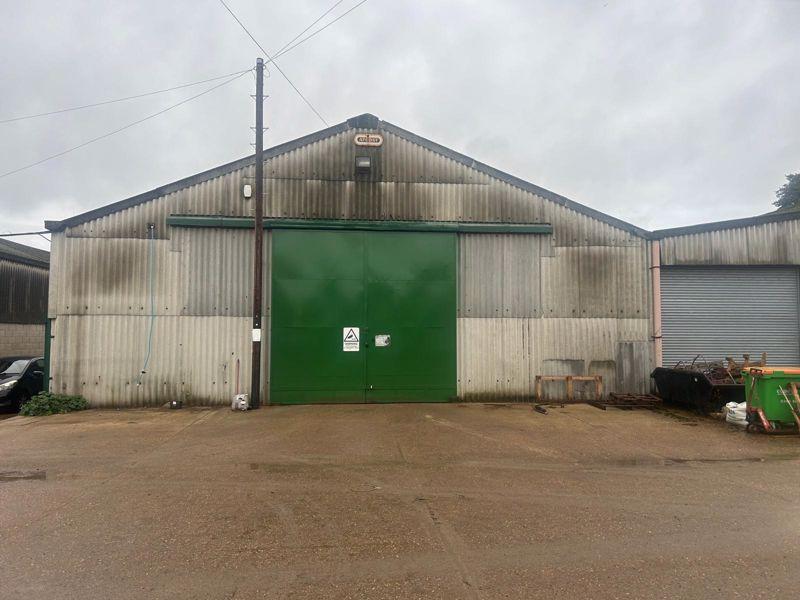 Hook Green Farm, Southfleet Industrial unit - £2,250 pcm (£519 pw)
