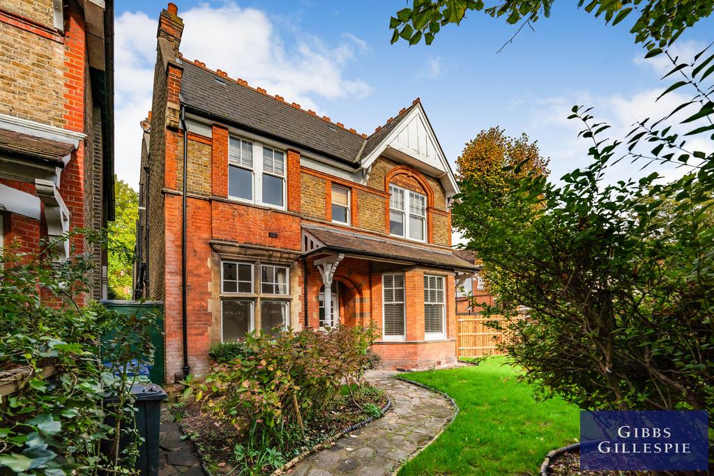 Madeley Road, Ealing, W5 5 bed detached house - £4,900 pcm (£1,131 pw)