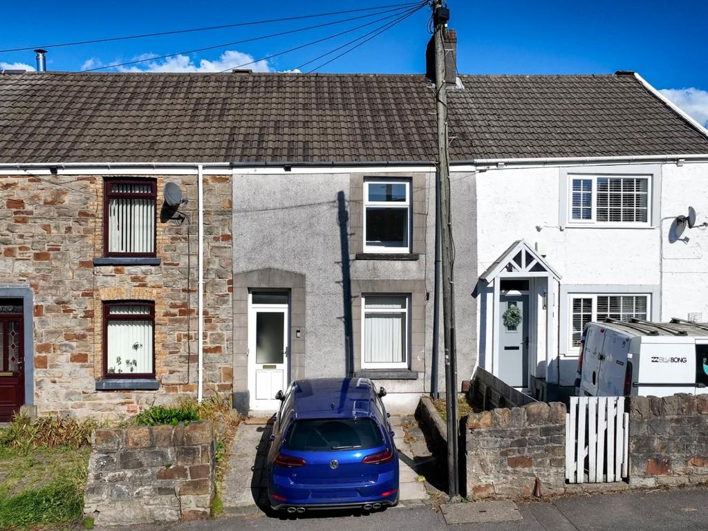 Dunvant Road, Swansea SA2 2 bed terraced house - £175,000