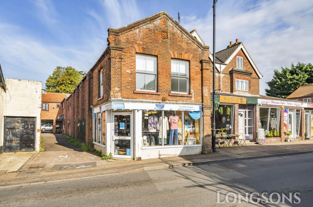 Dereham Road, Watton 2 bed flat - £110,000