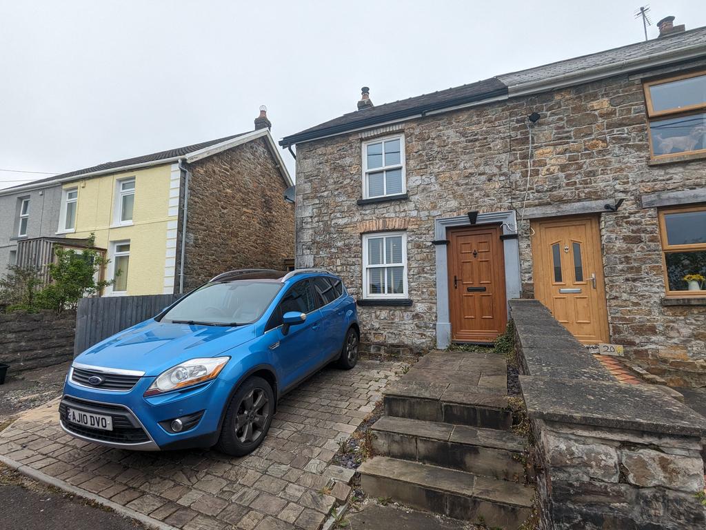 Saron Road, Saron, Ammanford, SA18 3 bed semi-detached house - £215,000