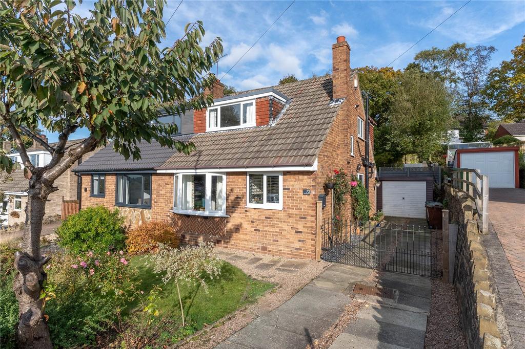 Carr Bridge Drive, Cookridge, Leeds 3 bed semi-detached house - £339,995