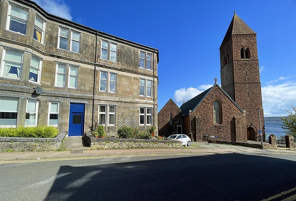 1 Victoria Crescent, Kirn, Dunoon, PA23 1 bed flat - £70,000