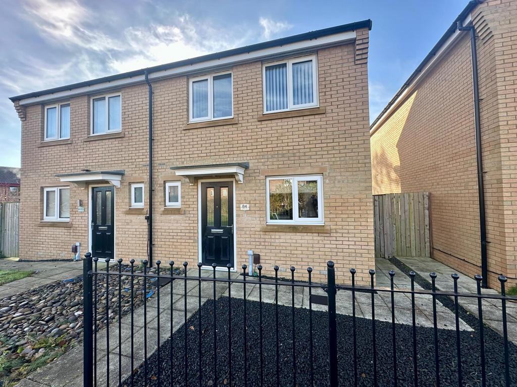 Lazonby Way, Newcastle upon Tyne, NE5 2 bed semi-detached house for ...