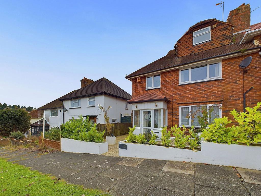 Midhurst Rise, Brighton, BN1 8LP 4 bed semi-detached house for sale - £ ...