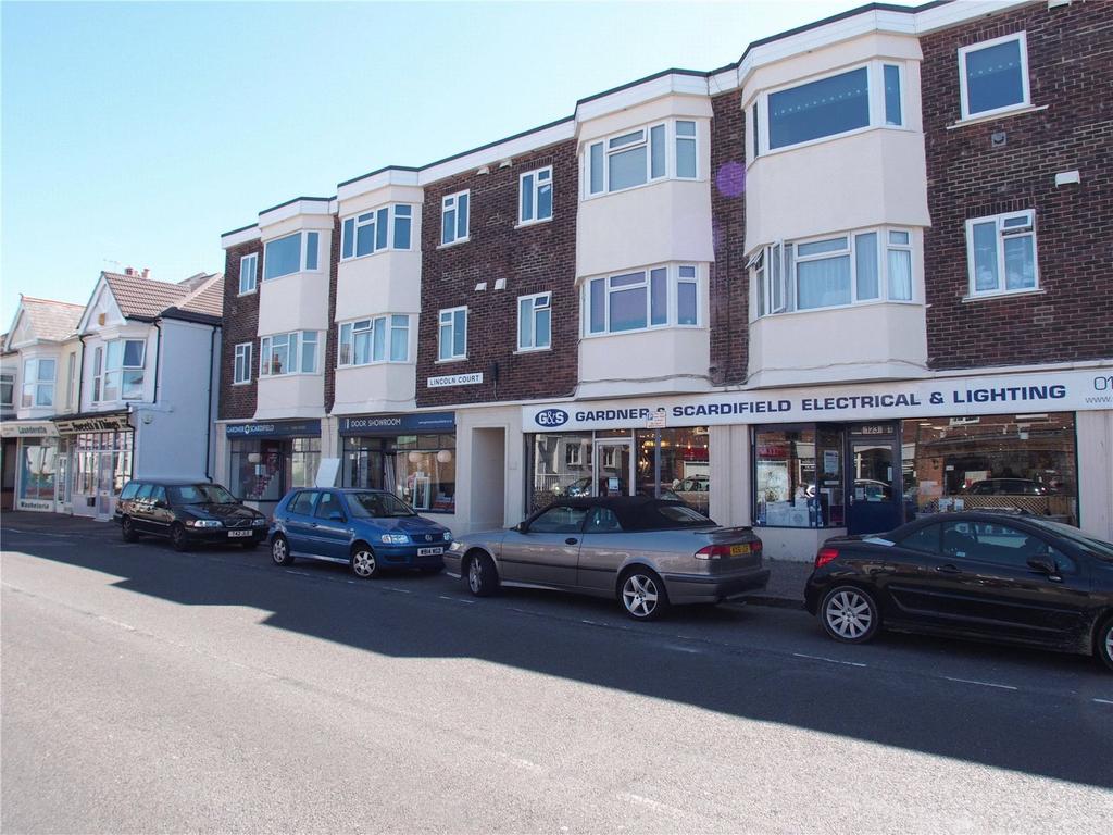 South Street, Lancing, West Sussex, BN15 2 bed flat - £1,150 pcm (£265 pw)