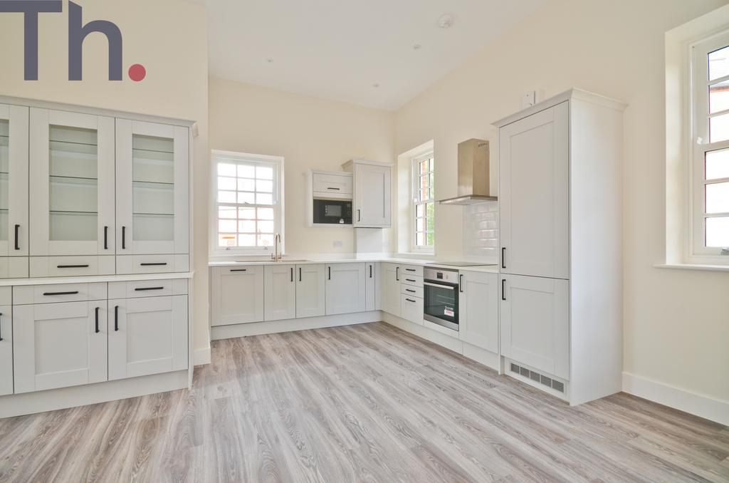 26 Whitecroft Park, Newport PO30 2 bed semi-detached house for sale - £ ...