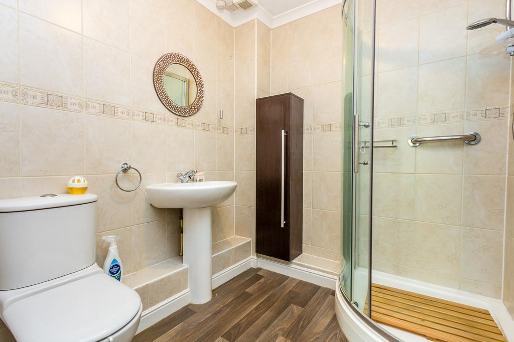 Barwick House, Rushden NN10 2 bed flat for sale - £90,000