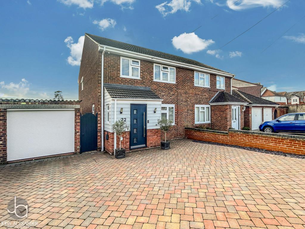 Walnut Tree Way, Tiptree, Colchester 3 bed semi-detached house - £350,000