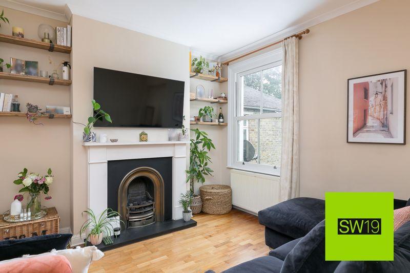 Boundary Road, London SW19 2 bed maisonette - £525,000