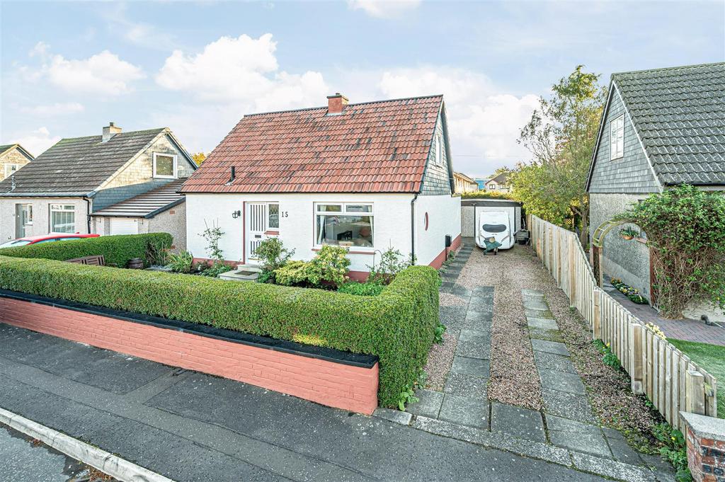 15 Mckane Place, Dunfermline, KY12 7XD 3 bed detached house - £280,000