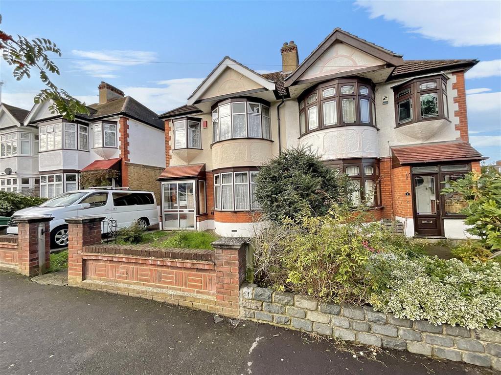 Sunset Avenue, Chingford 3 bed semi-detached house - £600,000