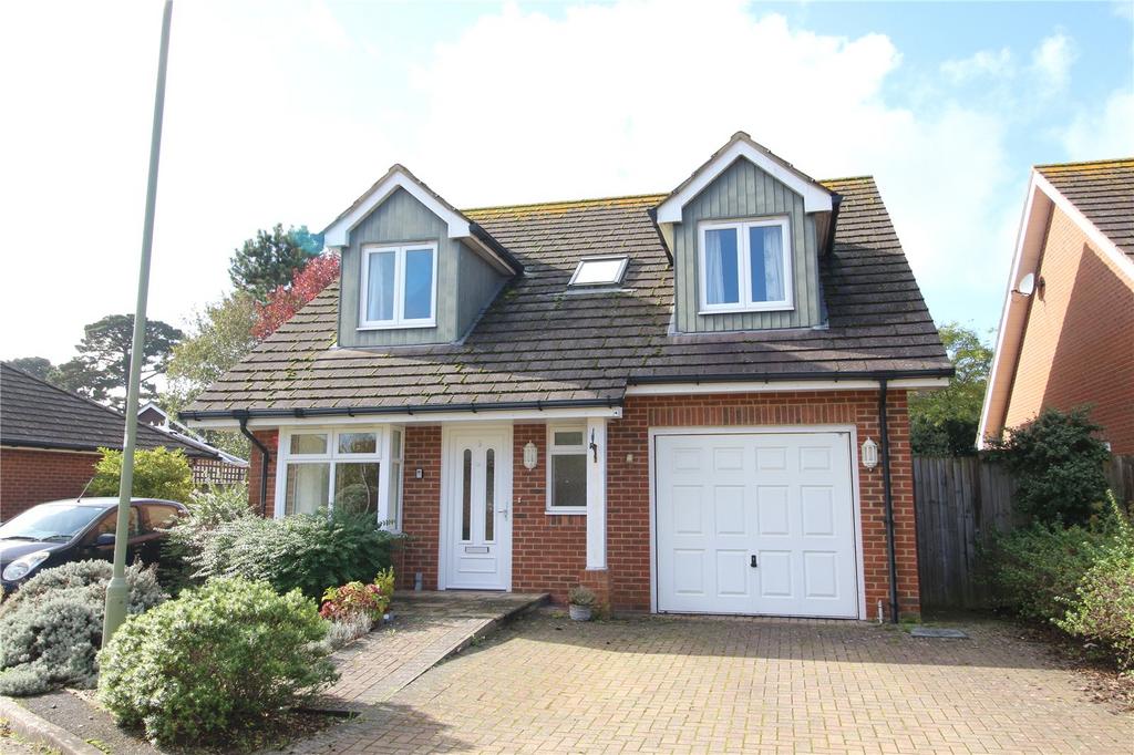 The Ferns, New Milton, Hampshire, BH25 4 bed detached house - £600,000
