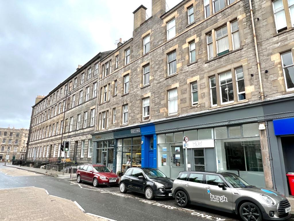 Hamilton Place, Stockbridge... 1 bed flat - £1,200 pcm (£277 pw)