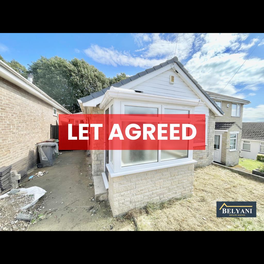 Leeds LS5 4 bed bungalow - £1,400 pcm (£323 pw)
