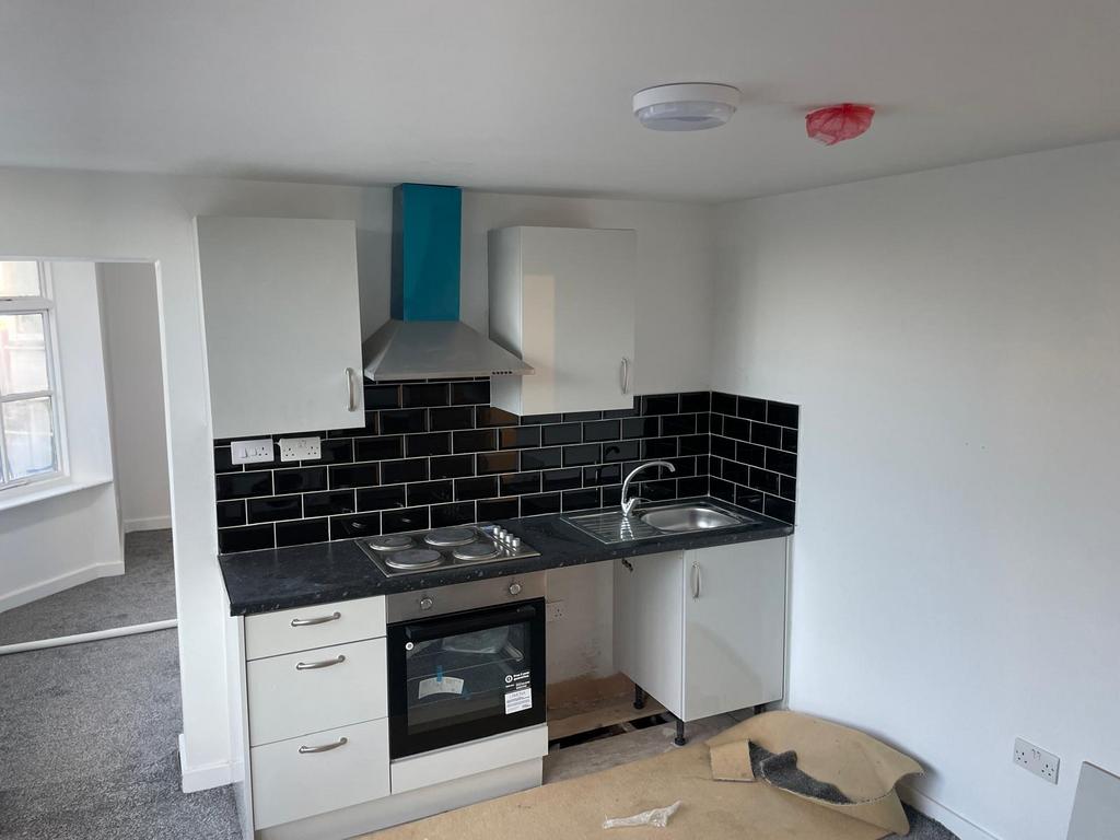 Tomkinson Road, Nuneaton CV10 Studio - £750 pcm (£173 pw)