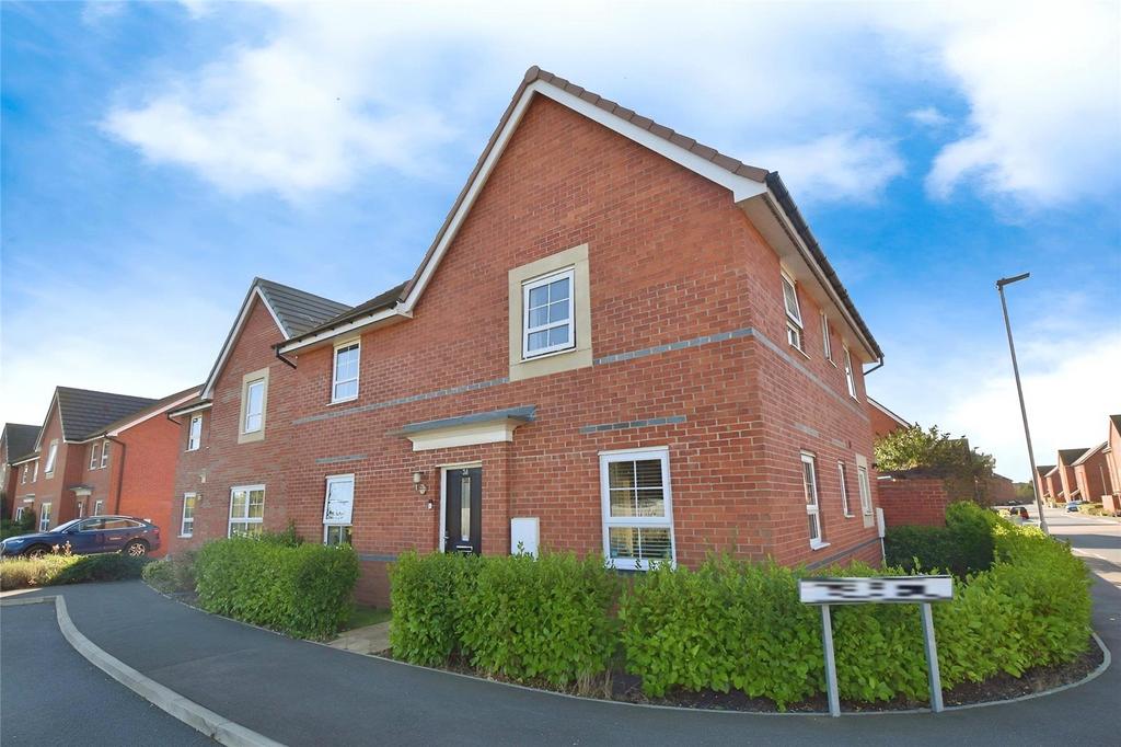 Stables Road, Felixstowe, Suffolk, IP11 4 bed detached house - £375,000