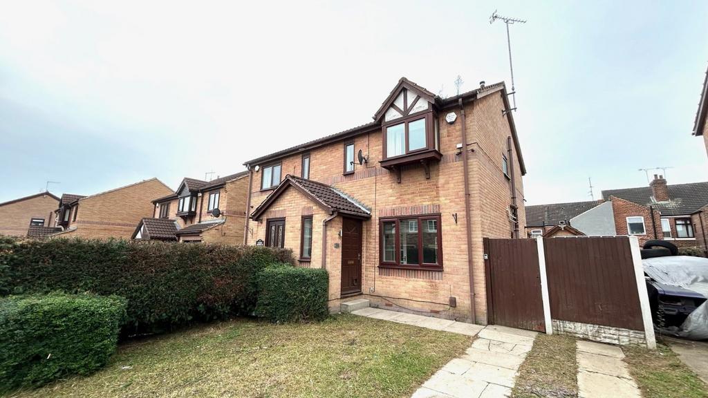 Bear Tree Road, Parkgate, Rotherham... 3 bed semi-detached house - £900 ...